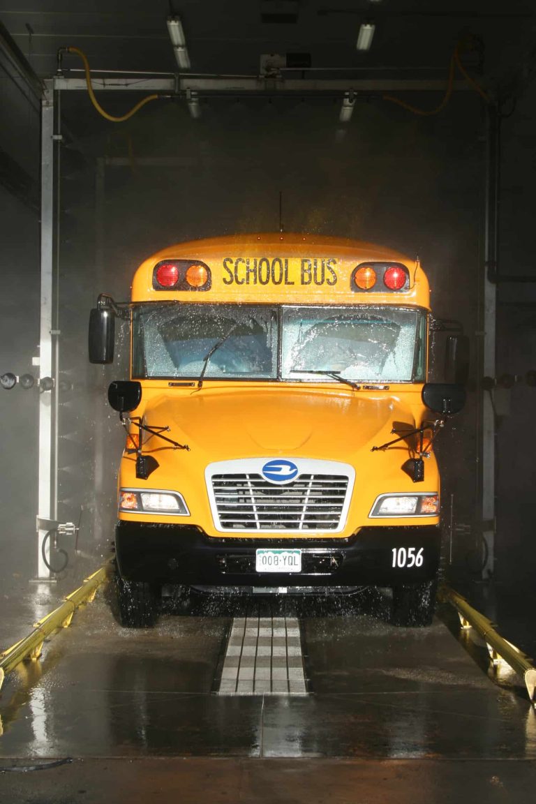 The Best Ways to Wash School Bus and Weekly Cleaning Tips